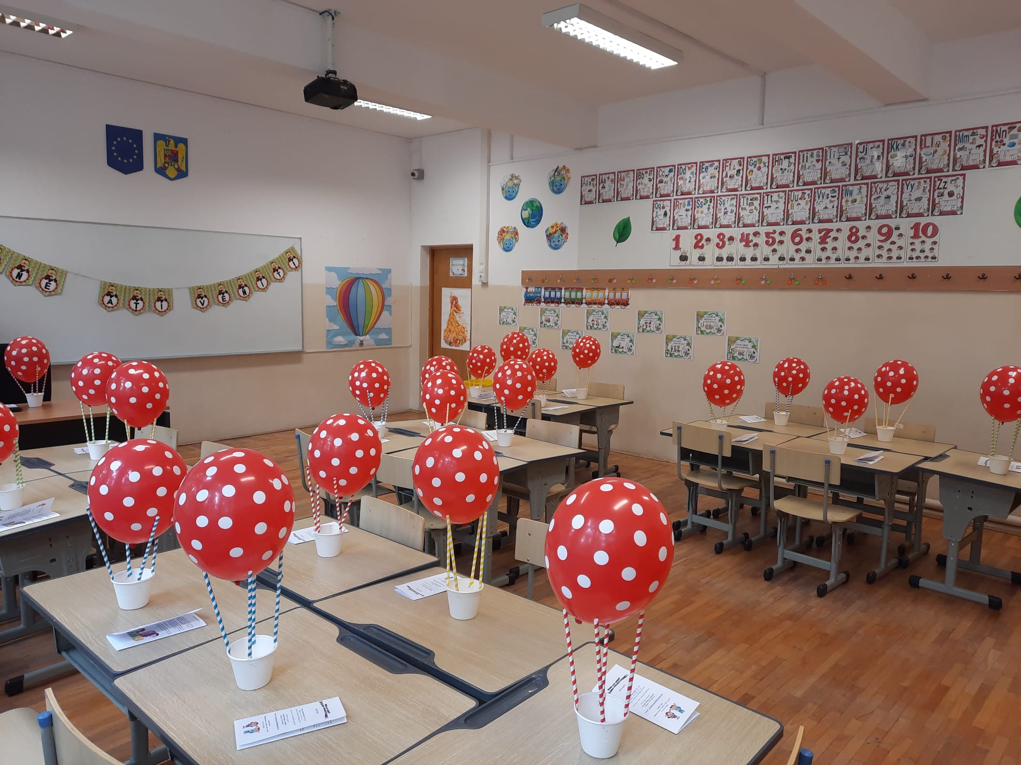 Anunțuri - Scoala 178